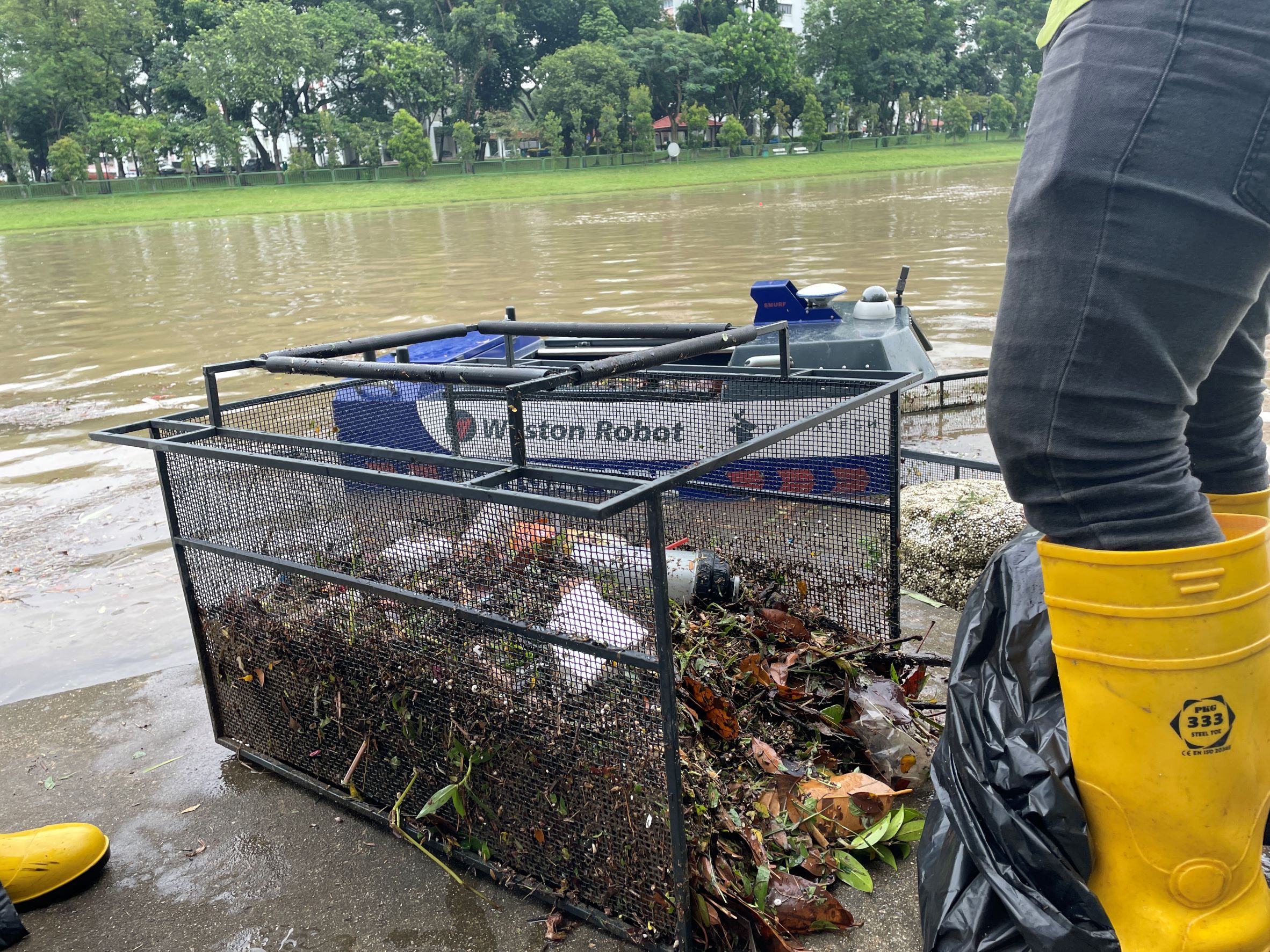 USV SMURF - Weston Robot - Accelerate Robot Adoption